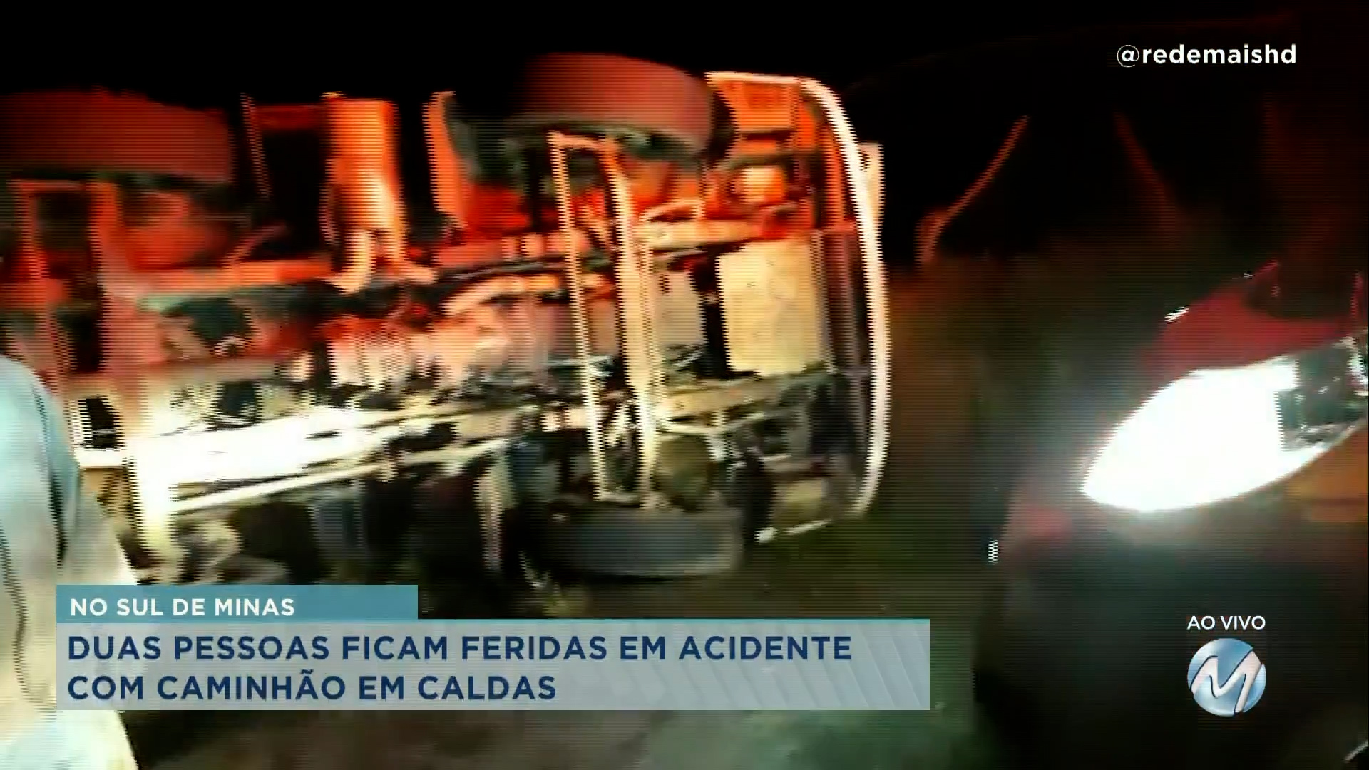 Duas pessoas ficam feridas em acidente com caminhão em Caldas | Rede Mais